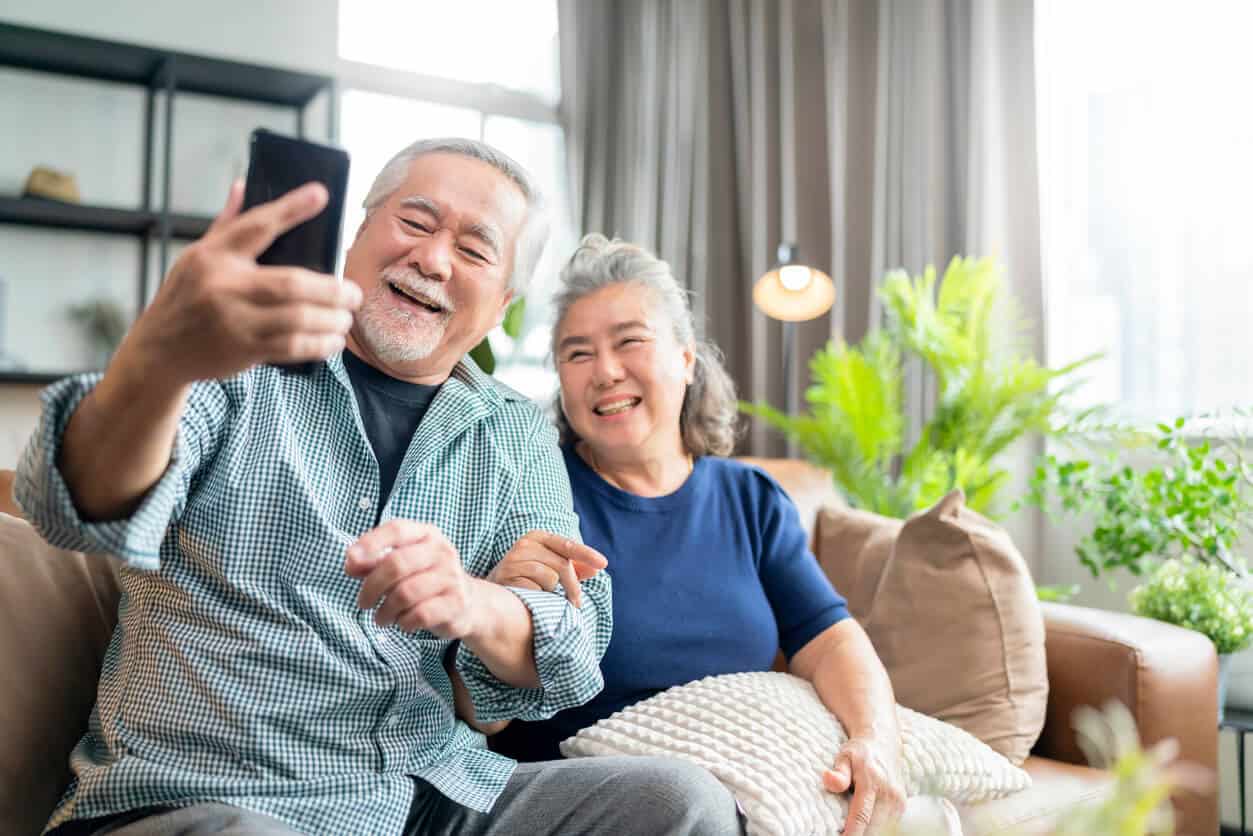 15 Unique Activities for Seniors to Improve Their Quality of Life