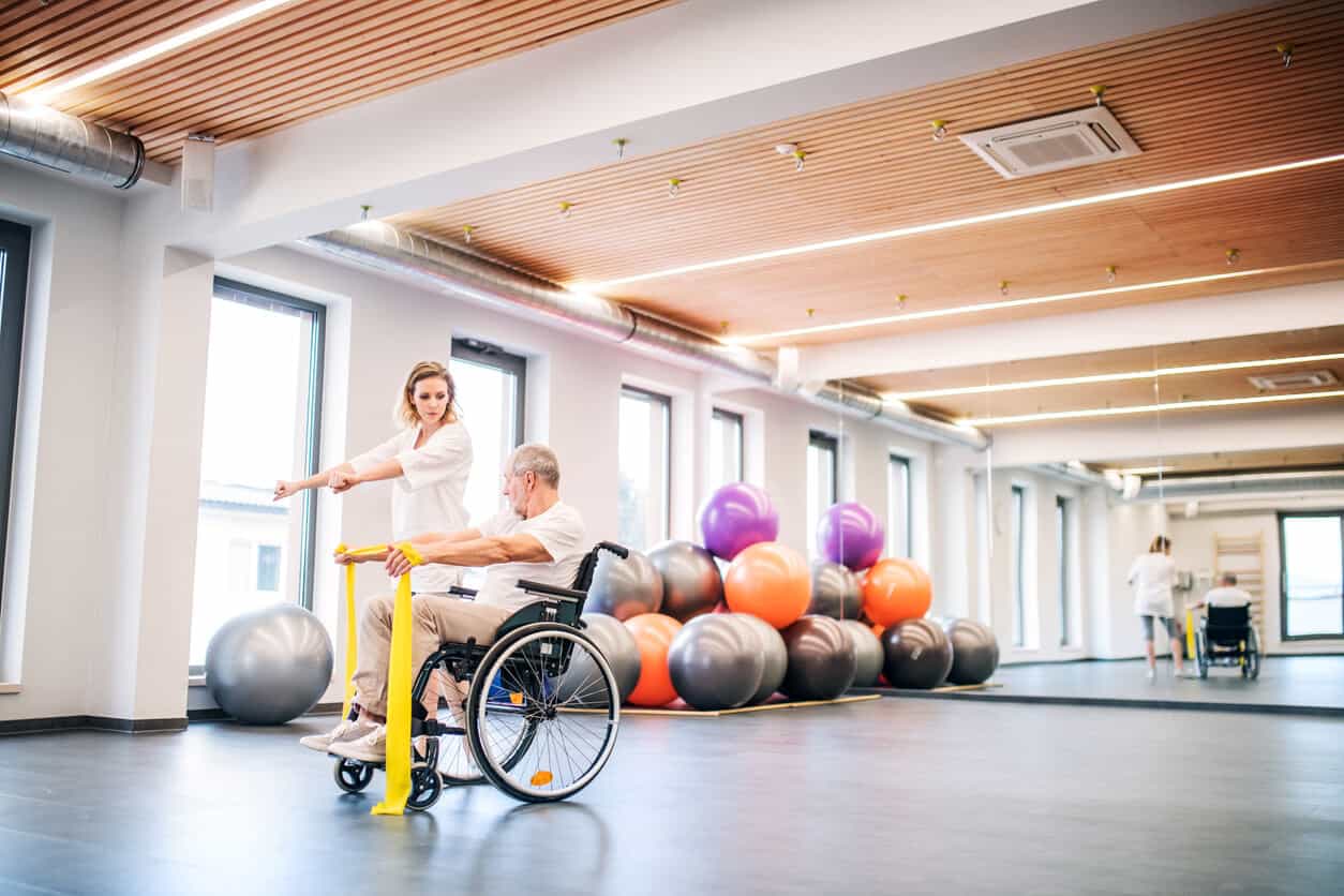 20 Important Questions To Ask a Physical Therapist in 2023