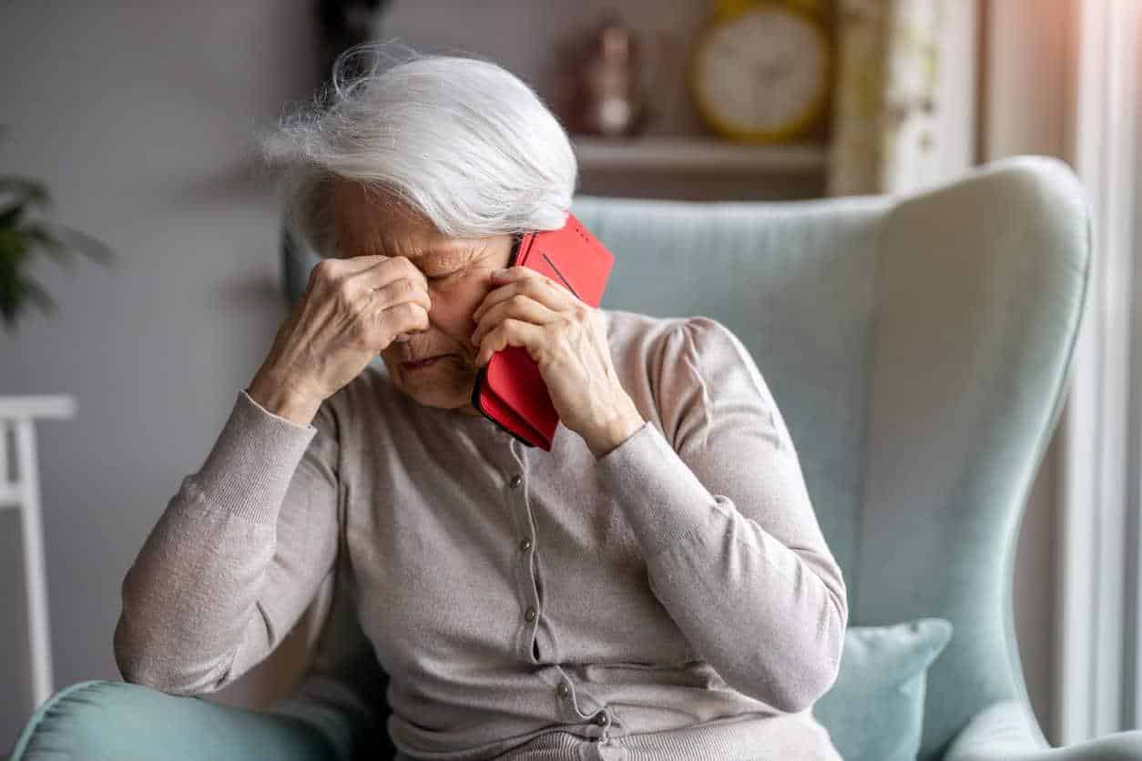3 Key Measures to Protect Your Loved One from Elderly Fraud Abuse
